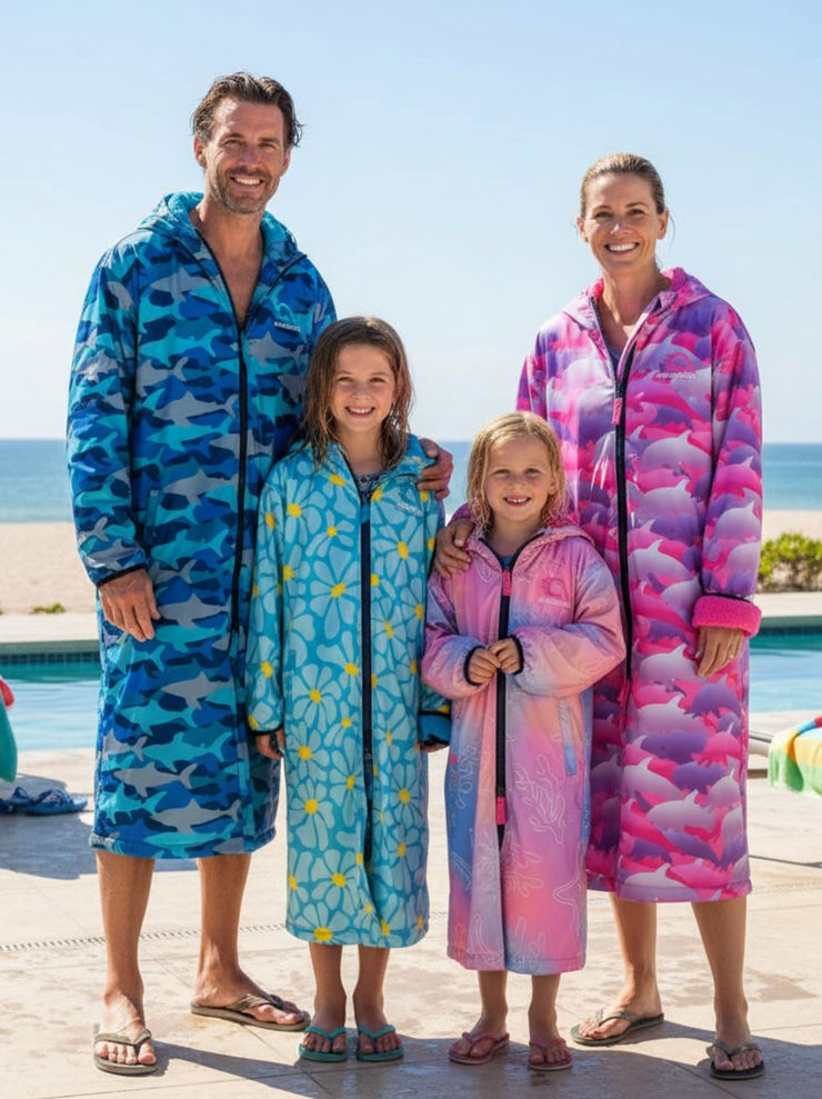 Aquadash: Australias favorite Swim Parka, keeps car seats dry!